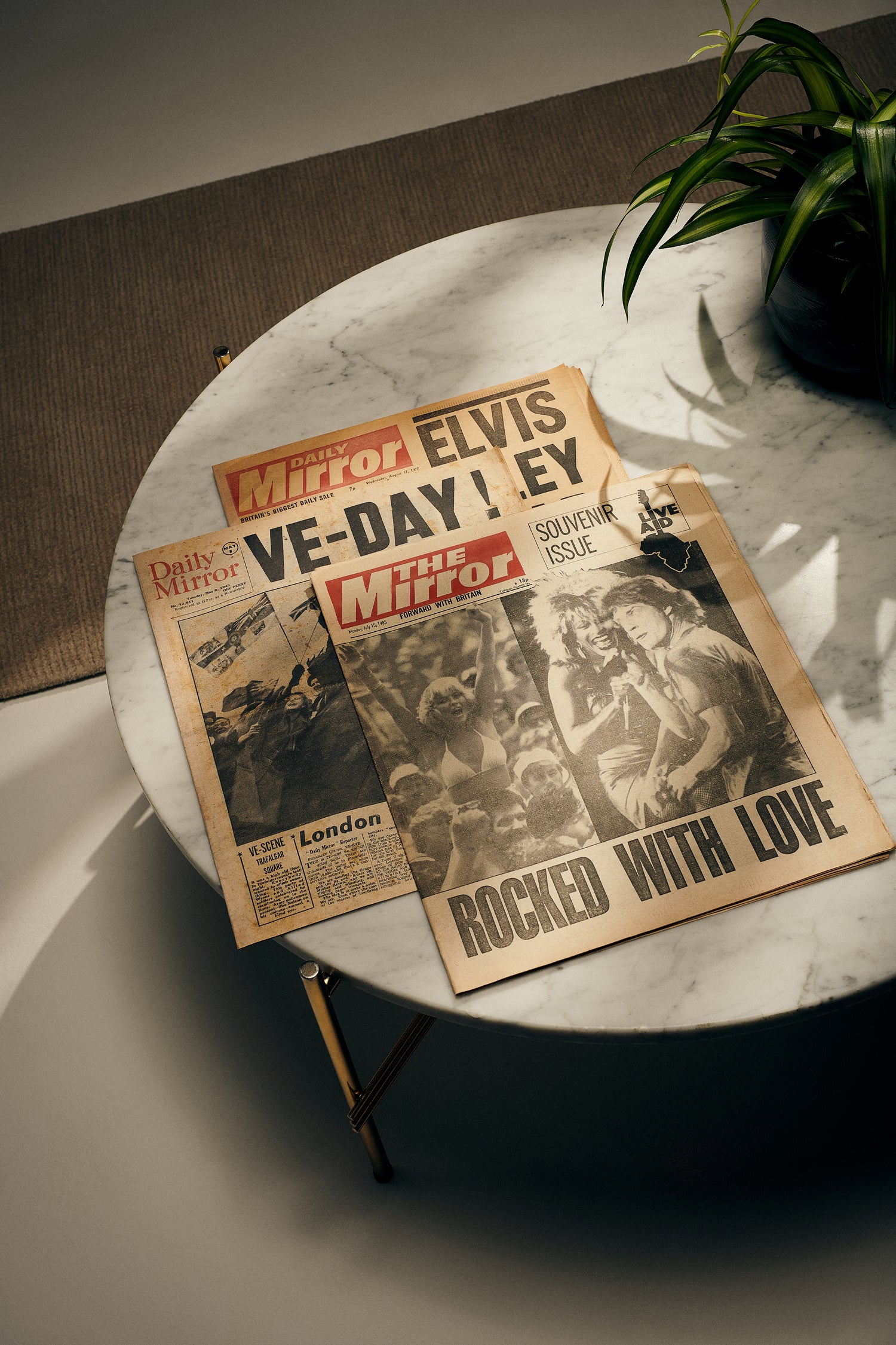 Daily Mirror Archive